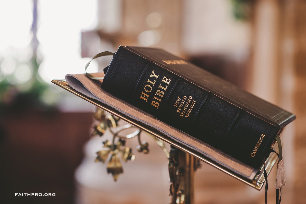 bible-on-stand-fp | FaithPro.org